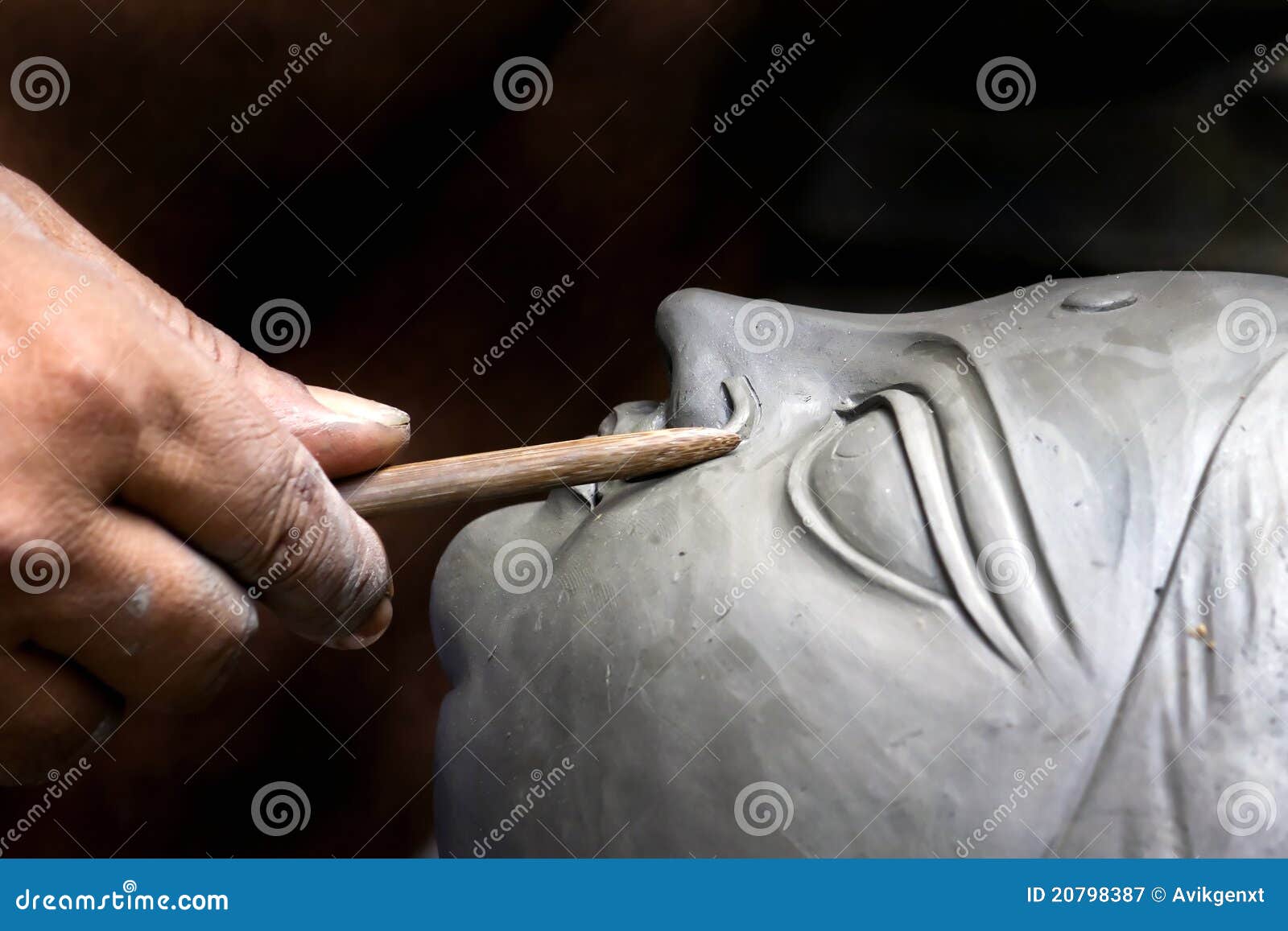 An Artisan Creating Head of Clay Idol Editorial Photography - Image of ...