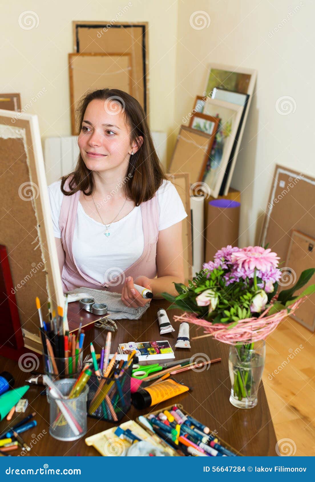 Artist Creating a New Picture Stock Photo - Image of hobbies, designing ...