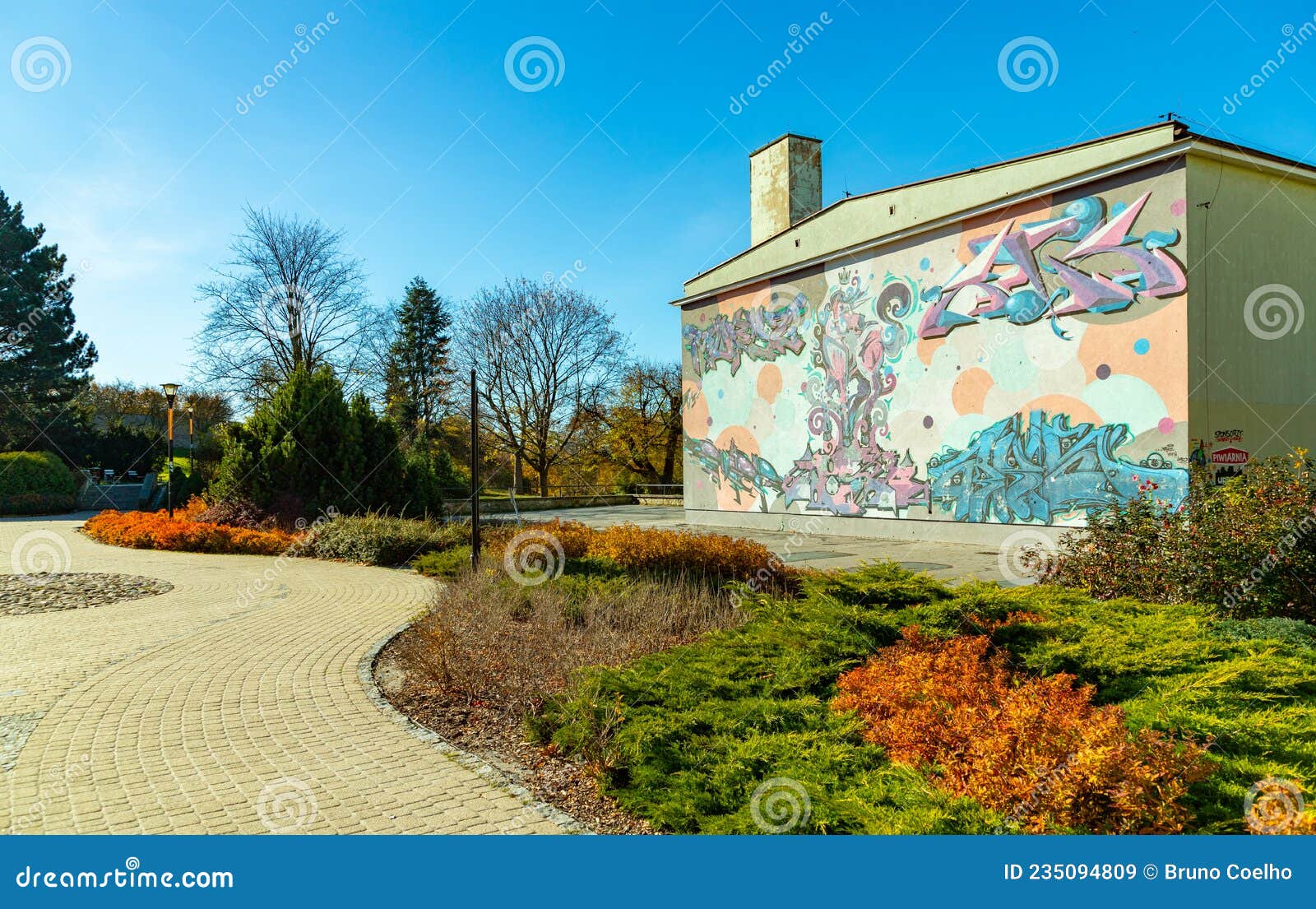 Artist`s Square Graffiti editorial stock image. Image of artist - 235094809