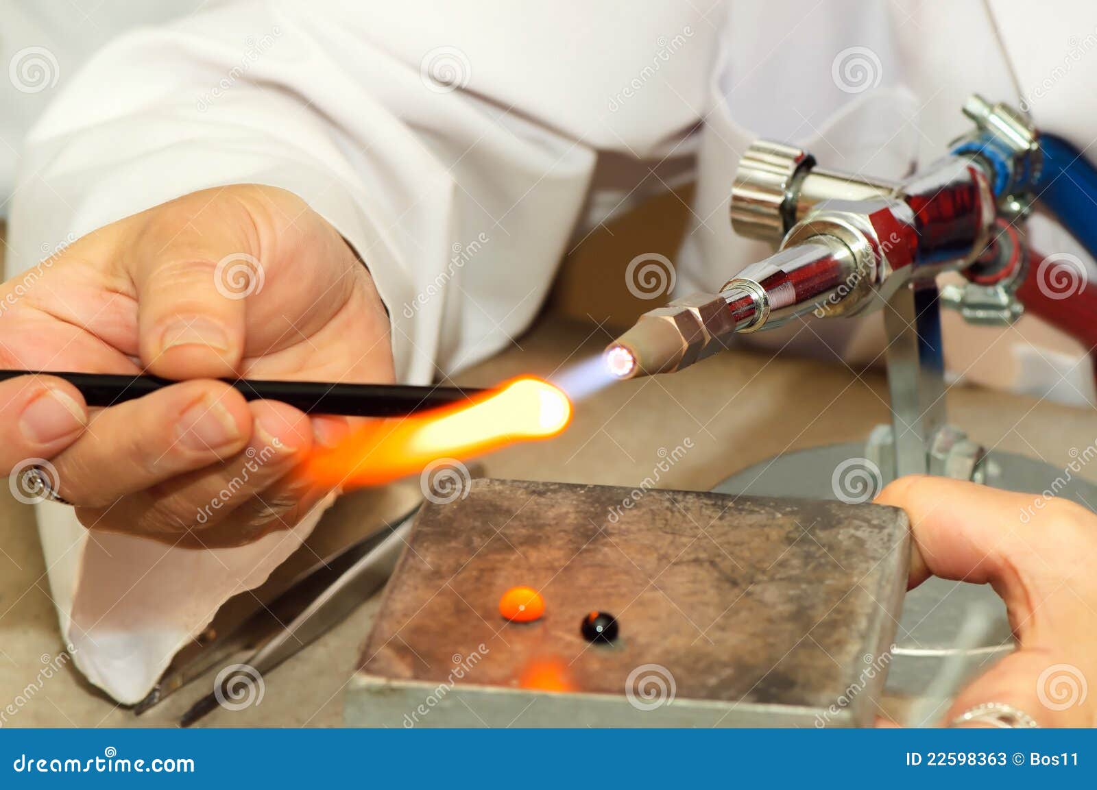 Artist shaping glass stock image. Image of hobby, fine - 22598363