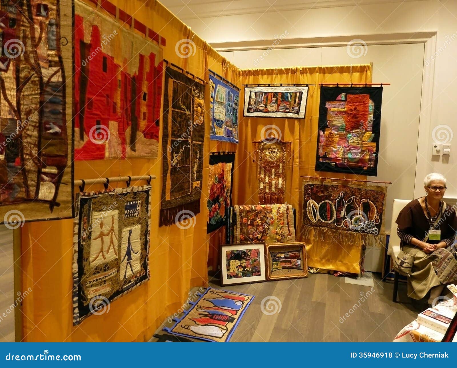 Artista y sus remiendos foto de archivo editorial. Imagen de ...