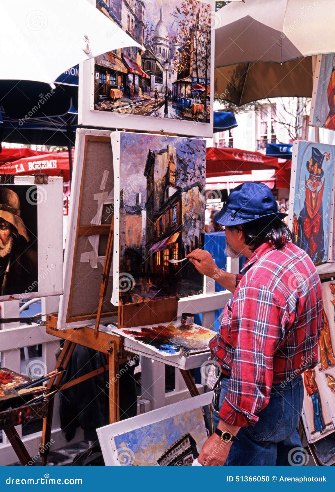 Artiste de rue, Paris image éditorial. Image du france - 51366050