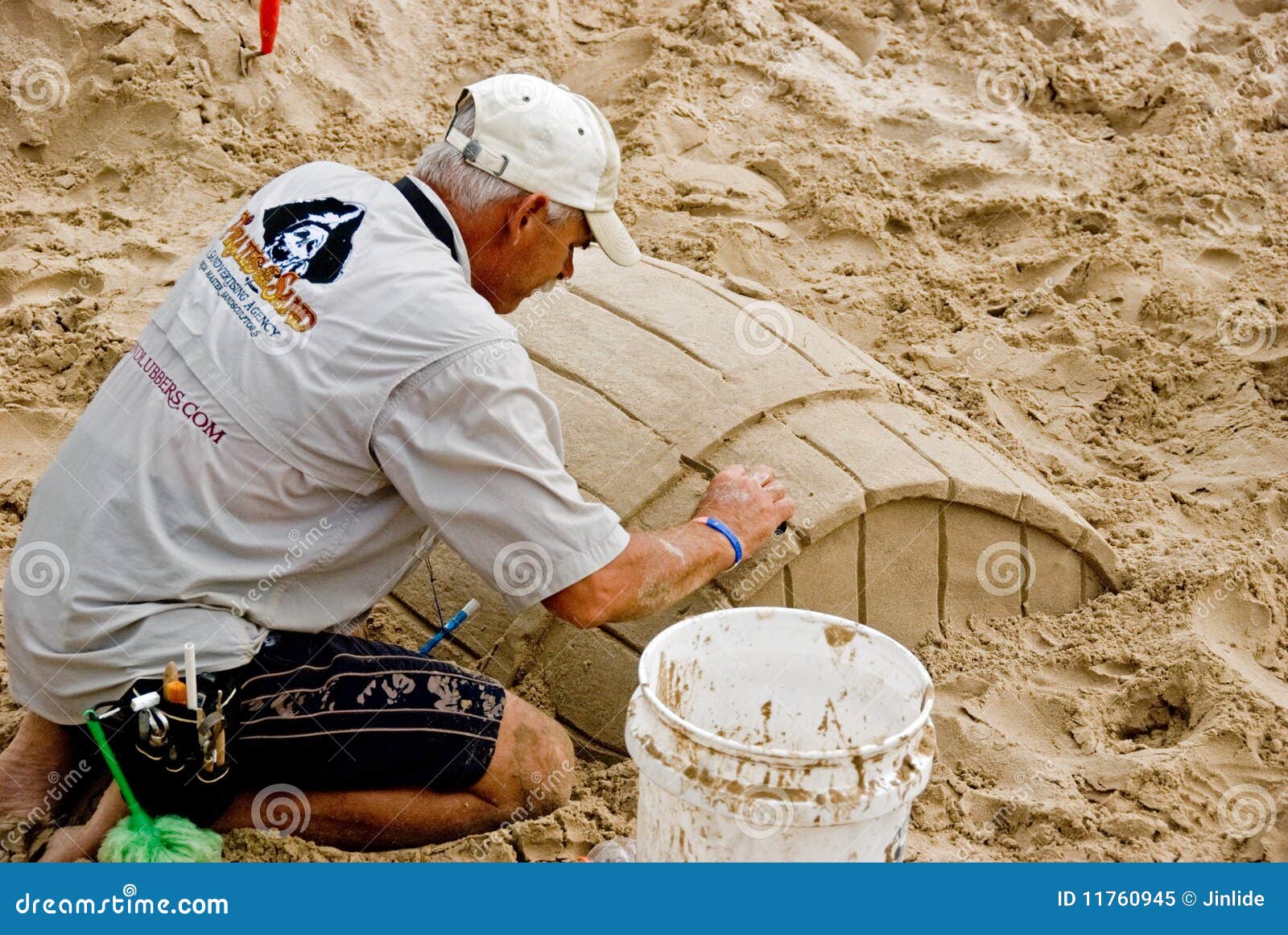 Images Artiste Travaillant En Sable - Téléchargez 20 Photos libres de ...