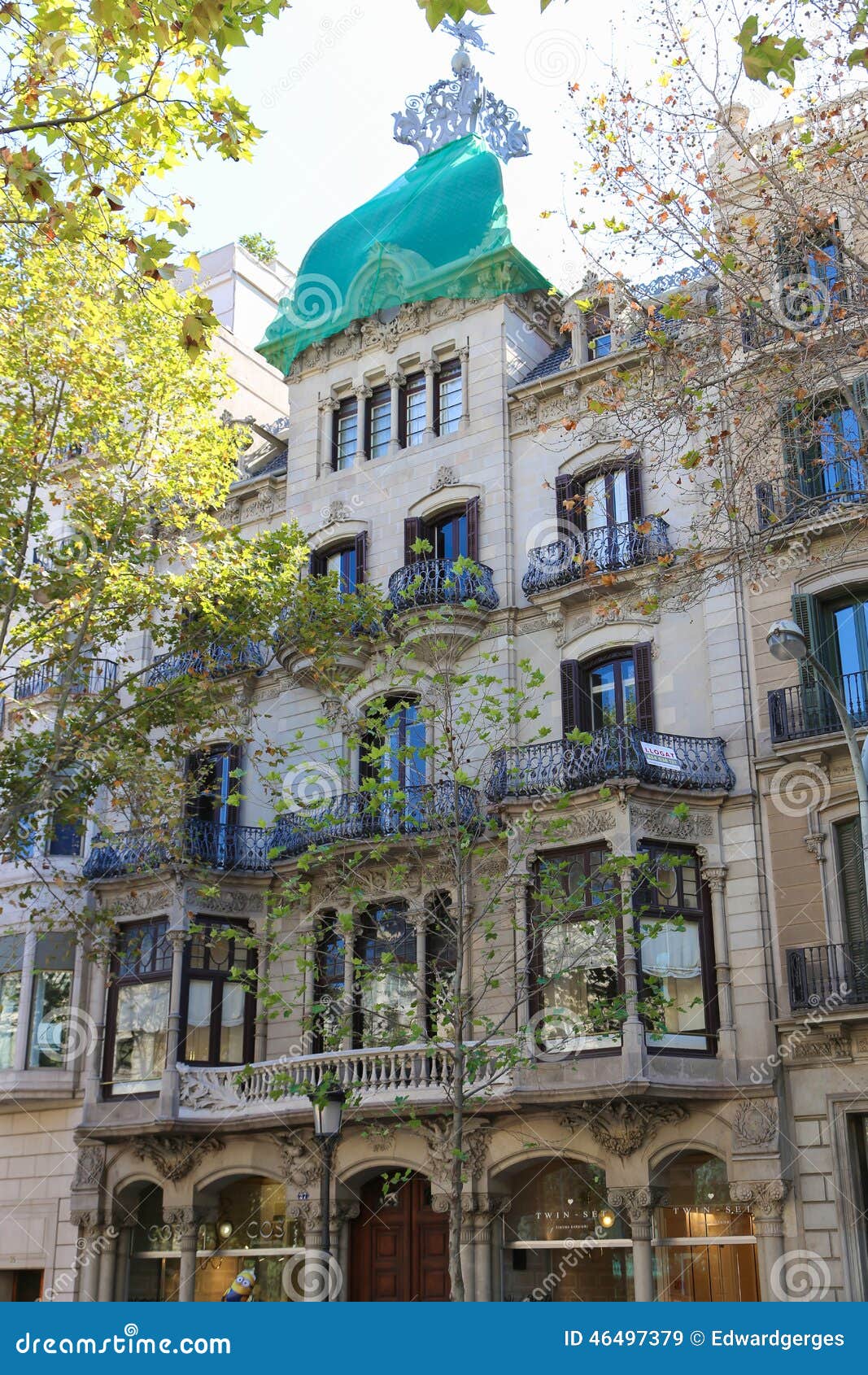 Artistic Building, Barcelona Editorial Stock Image - Image of memorial ...