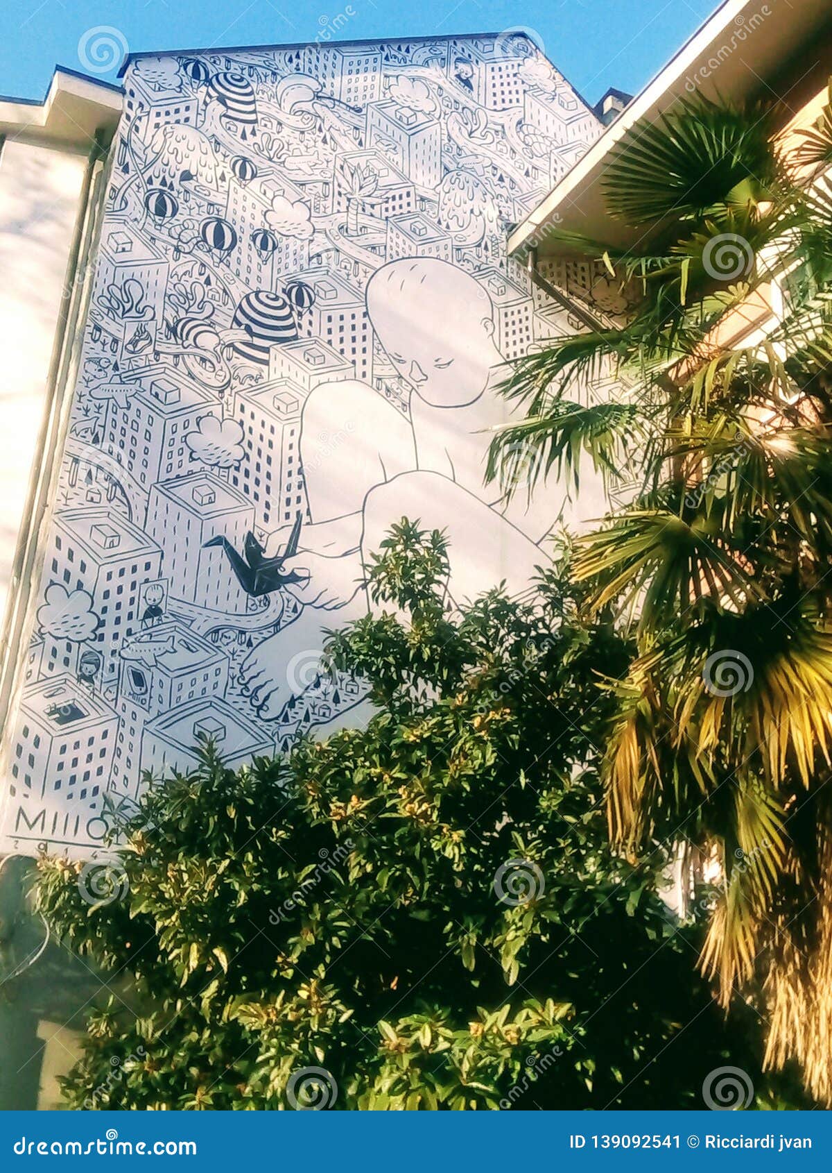 Artistic editorial photo. Illustration of drawn, wall - 139092541