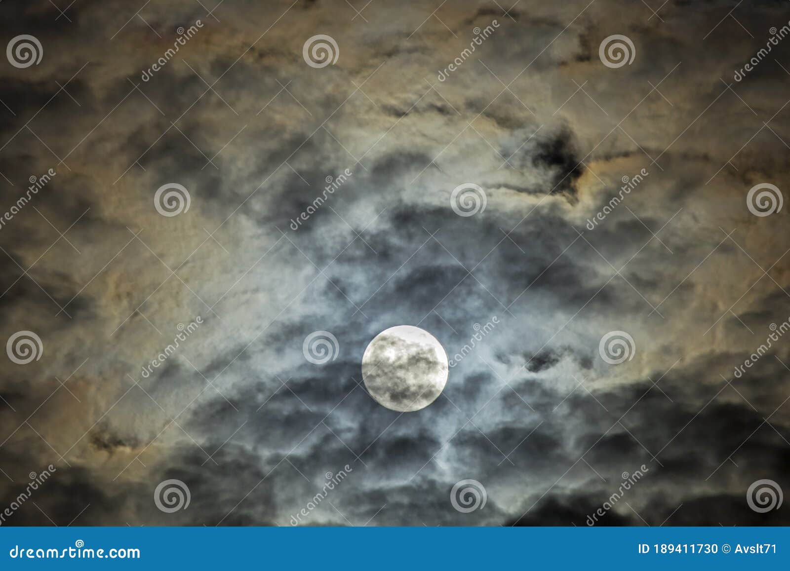 Full Moon in the Cirrus Clouds. Stock Photo - Image of background ...