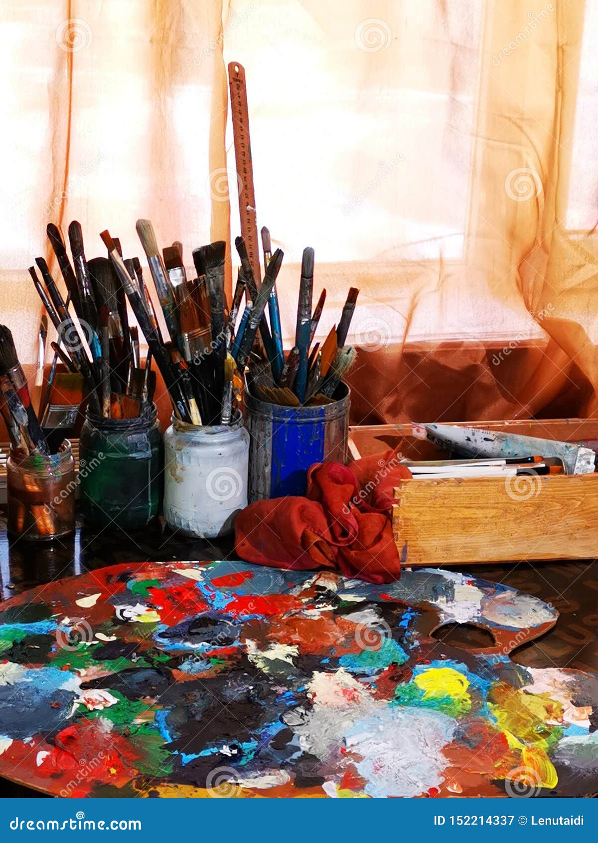 Artists Pallete and Brushes - Painter Tools Stock Image - Image of ...