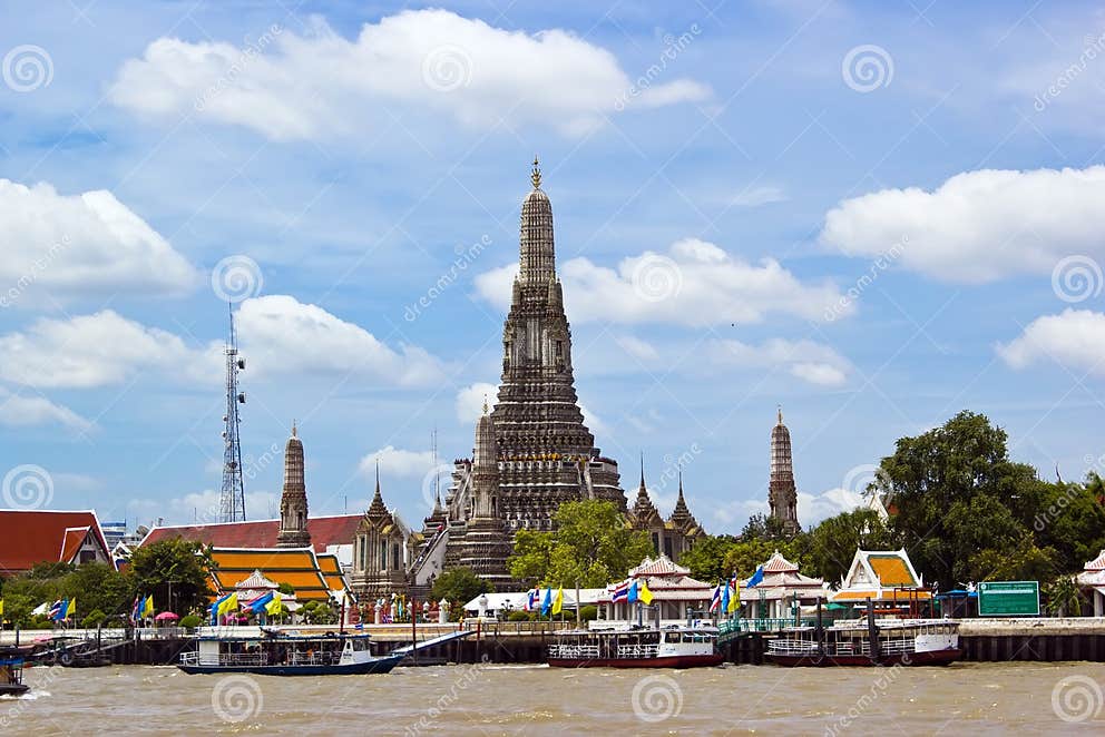 Arun Temple stock photo. Image of building, phraya, destination - 26197082