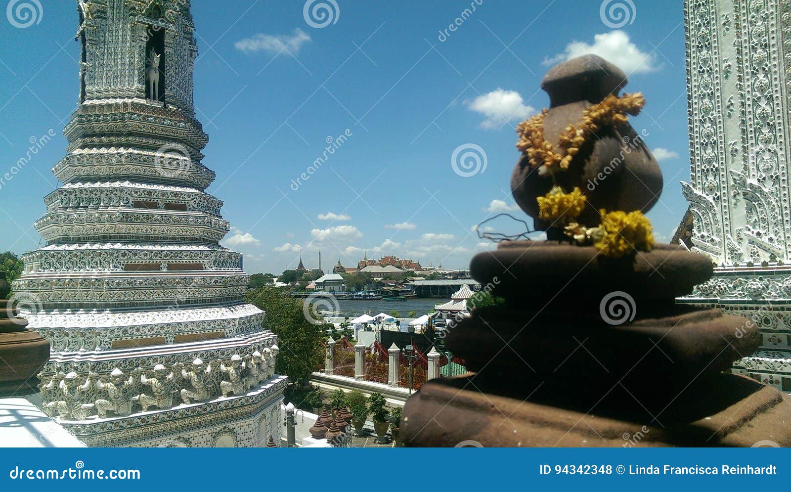Arun Temple Bangkok stock photo. Image of place, arun - 94342348