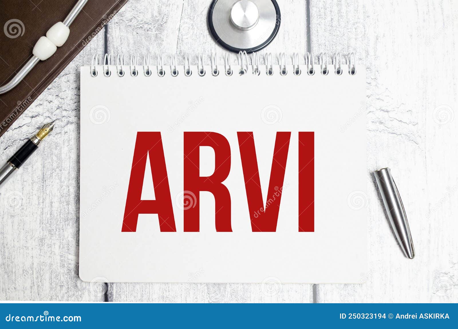 Arvi De Texto Sobre Fondo Blanco Con Estetoscopio Foto de archivo ...