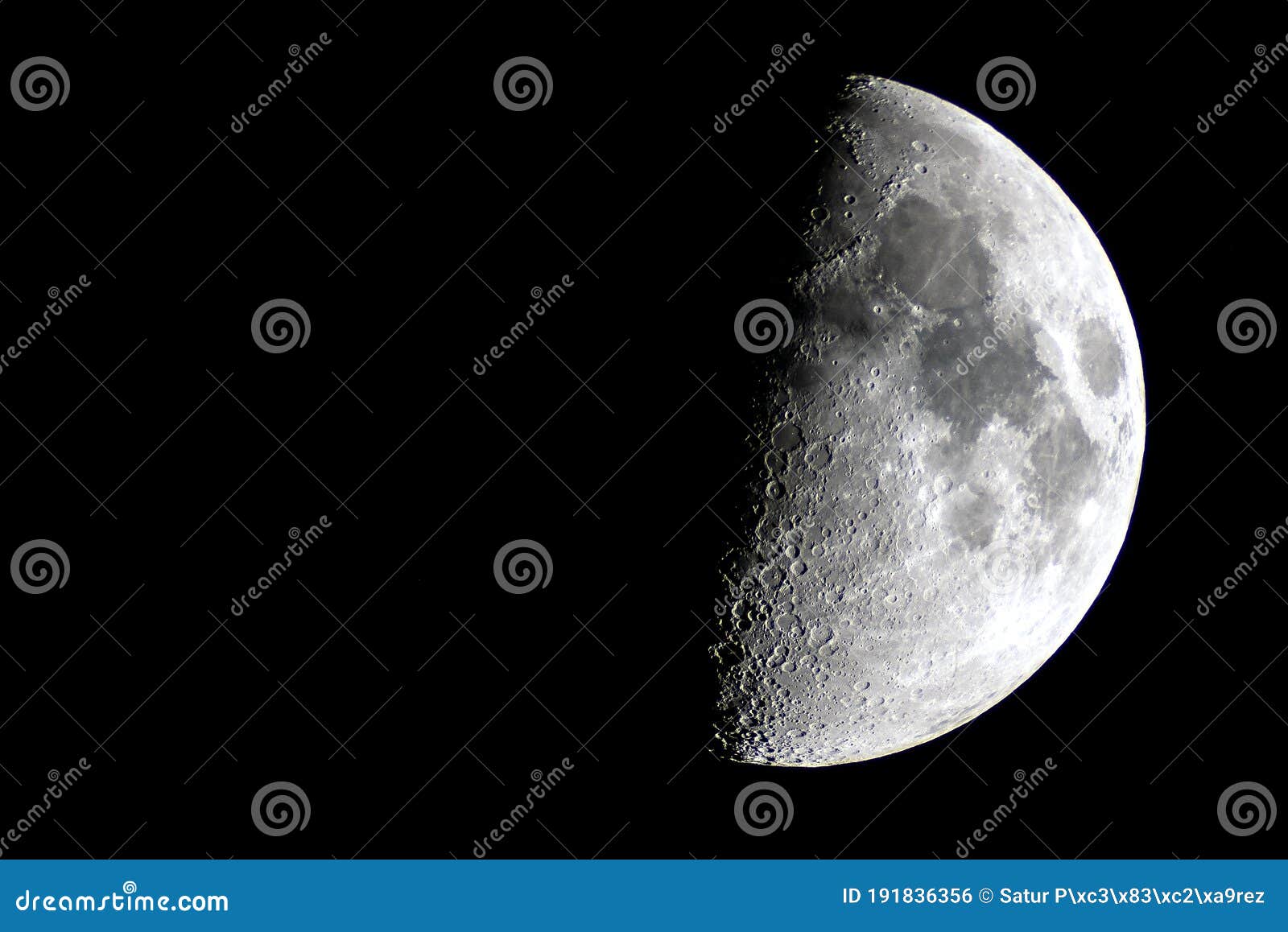 As crateras da lua foto de stock. Imagem de lunar, céu - 191836356