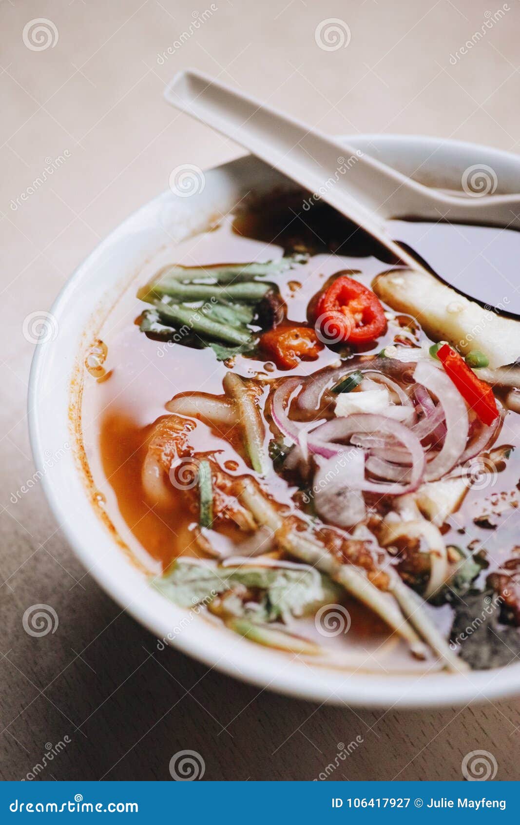 Asam Laksa em Penang imagem de stock. Imagem de tangente - 106417927