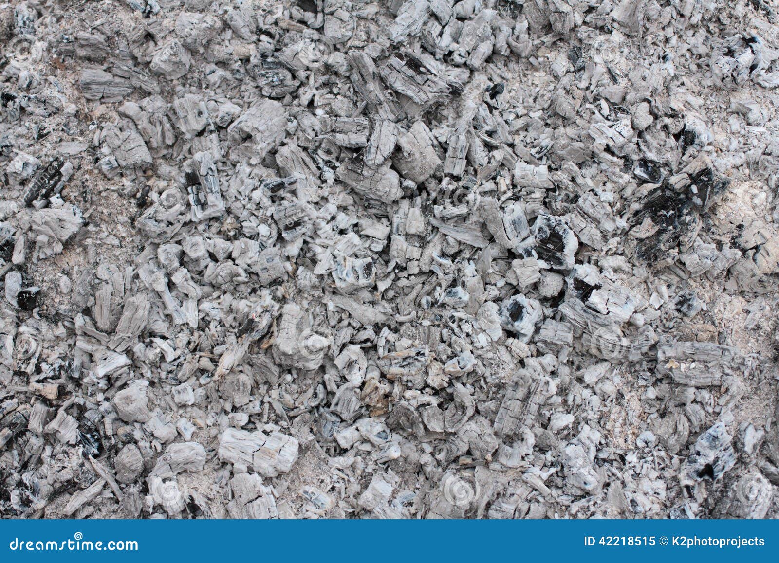 Asche vom Feuer stockbild. Bild von gefahr, holzkohle - 42218515