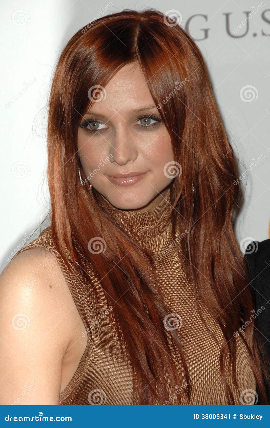 Ashlee Simpson photo éditorial. Image du réception, côtes - 38005341