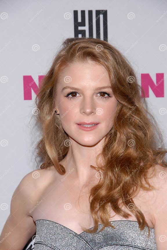 Ashley Bell imagen de archivo editorial. Imagen de lanzamiento - 25959089