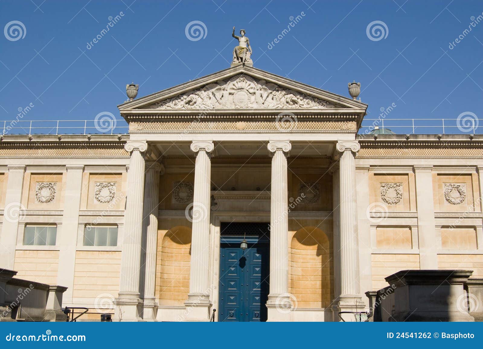 Ashmolean Museum, Oxford stock photo. Image of learning - 24541262