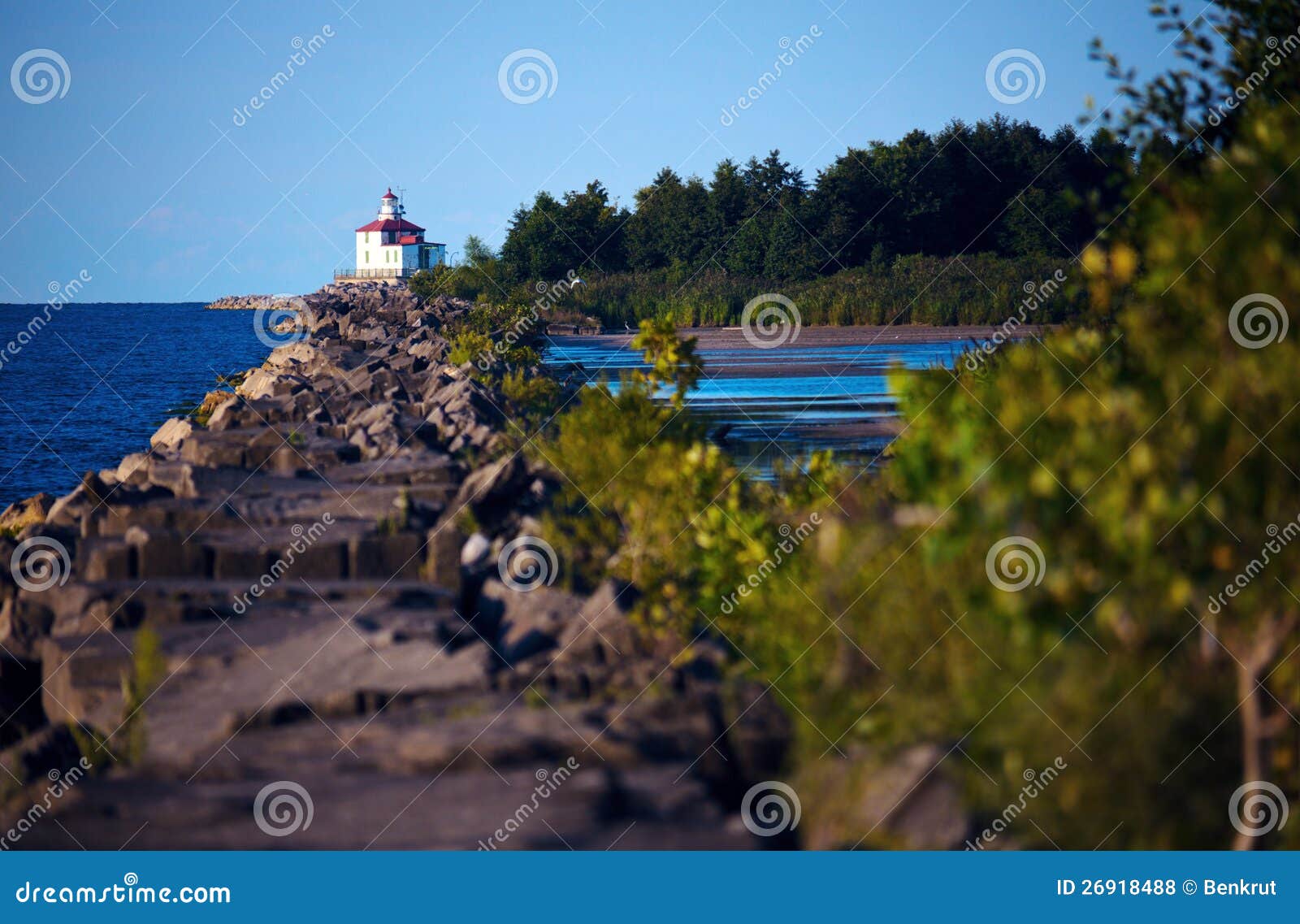 Ashtabula Lighthouse stock photo. Image of landmark, travel - 26918488