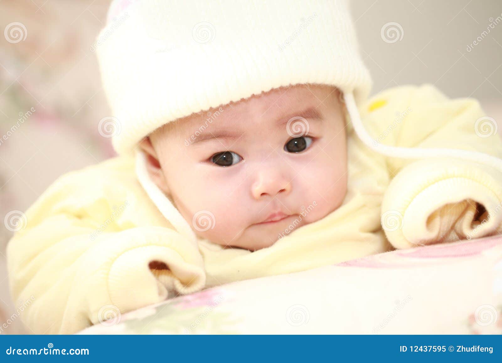 Asia baby stock image. Image of clean, towel, girl, toddler - 12437595