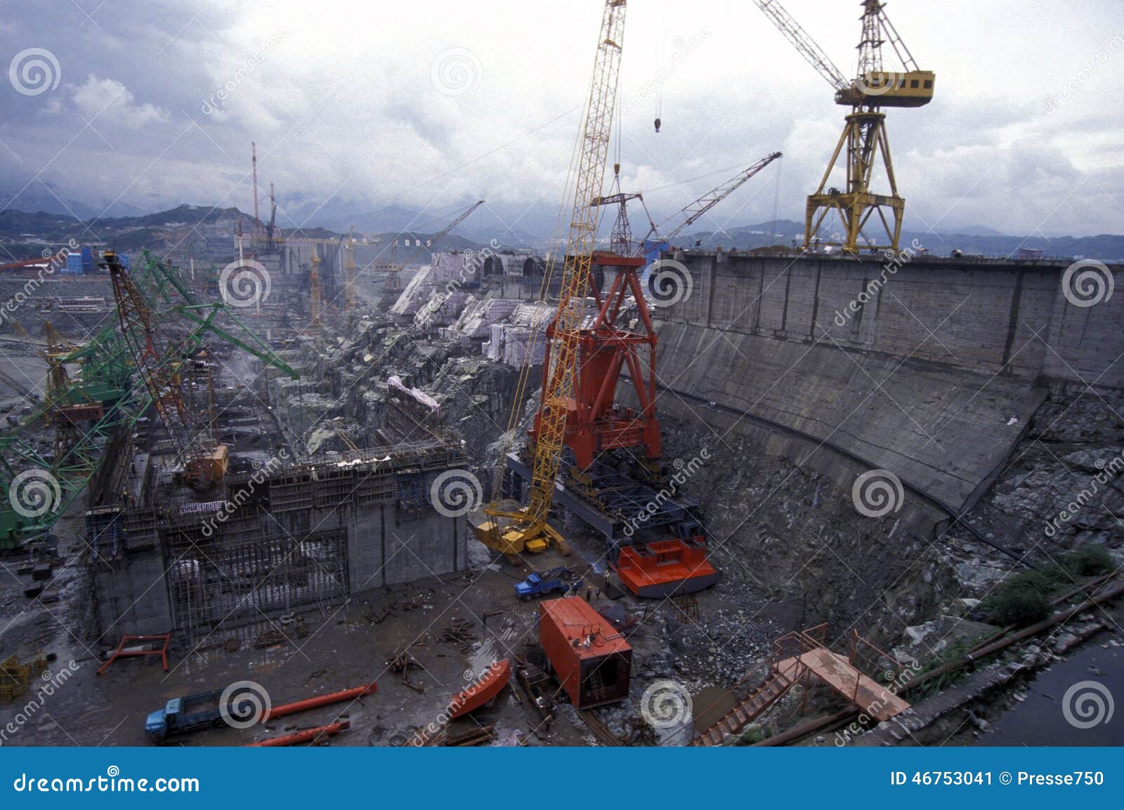 ASIA CHINA YANGZI RIVER editorial photo. Image of china - 46753041