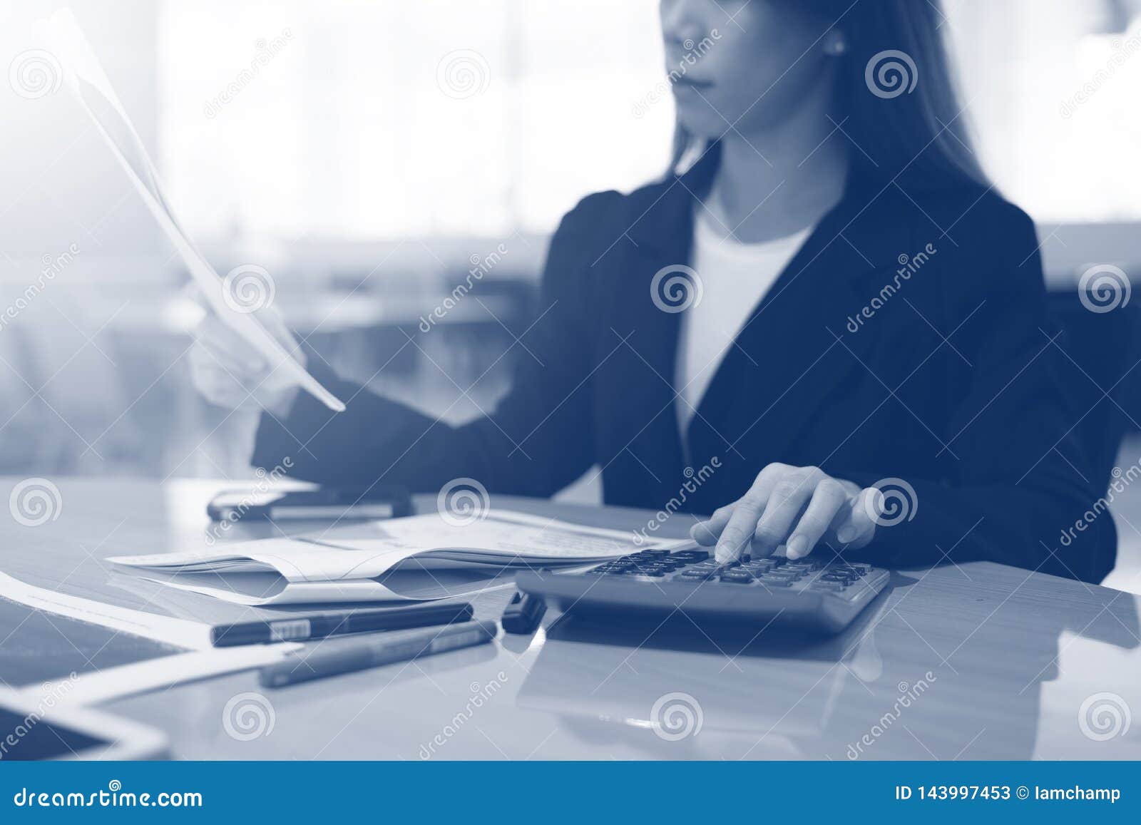 Asian Accountant Business Woman Working on Desk and Using Calculator in ... Asian Accountant Business Woman Working on Desk and Using Calculator in ...