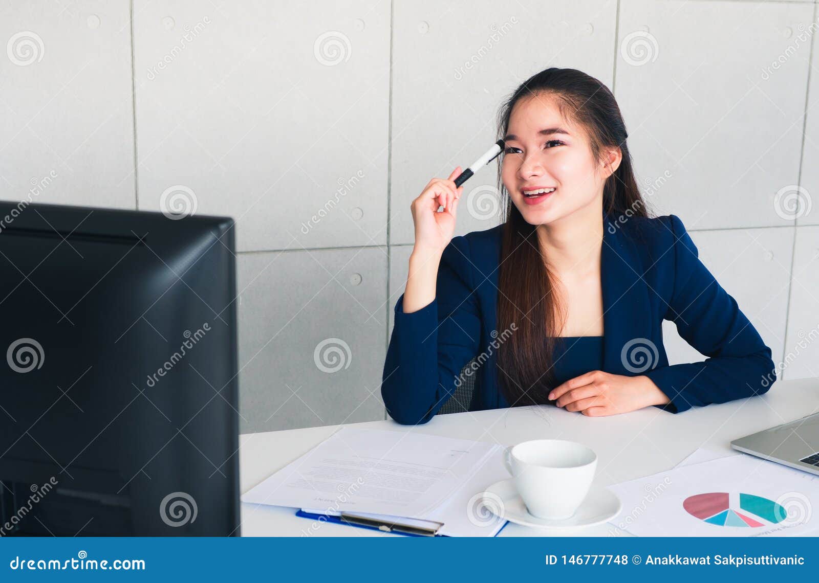 Asian Beautiful Business Woman Happy with New Her Idea Stock Photo ... Asian Beautiful Business Woman Happy with New Her Idea Stock Photo ...