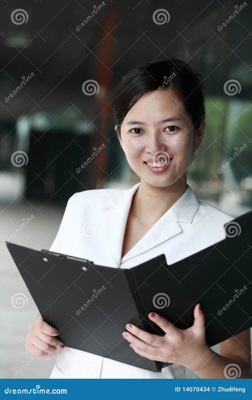 Asian Business Woman Holding with Folder Stock Photo - Image of ... Asian Business Woman Holding with Folder Stock Photo - Image of ...