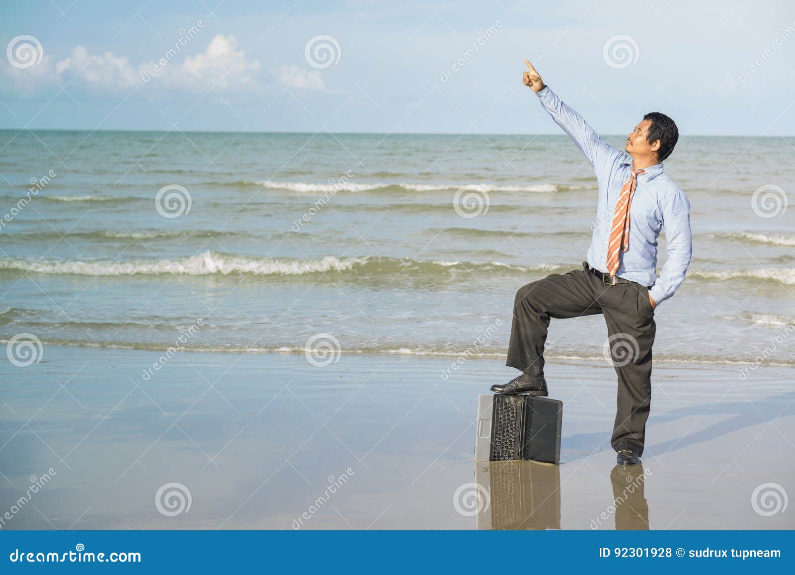 Asian Businessmen are Striving with Work Being Done Stock Photo - Image ...