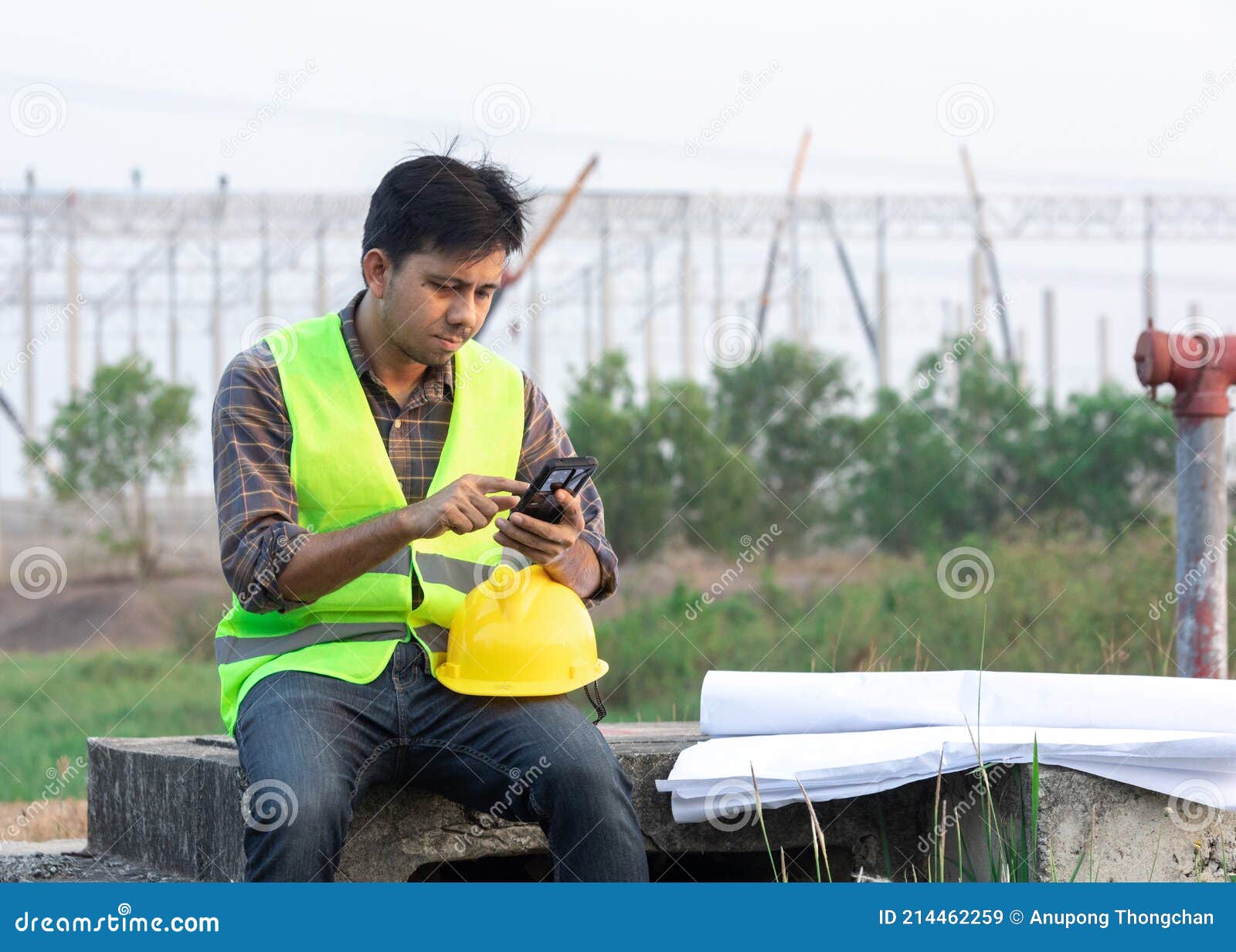 Construction Workers Using Smartphone Stock Image - Image of caucasian ...