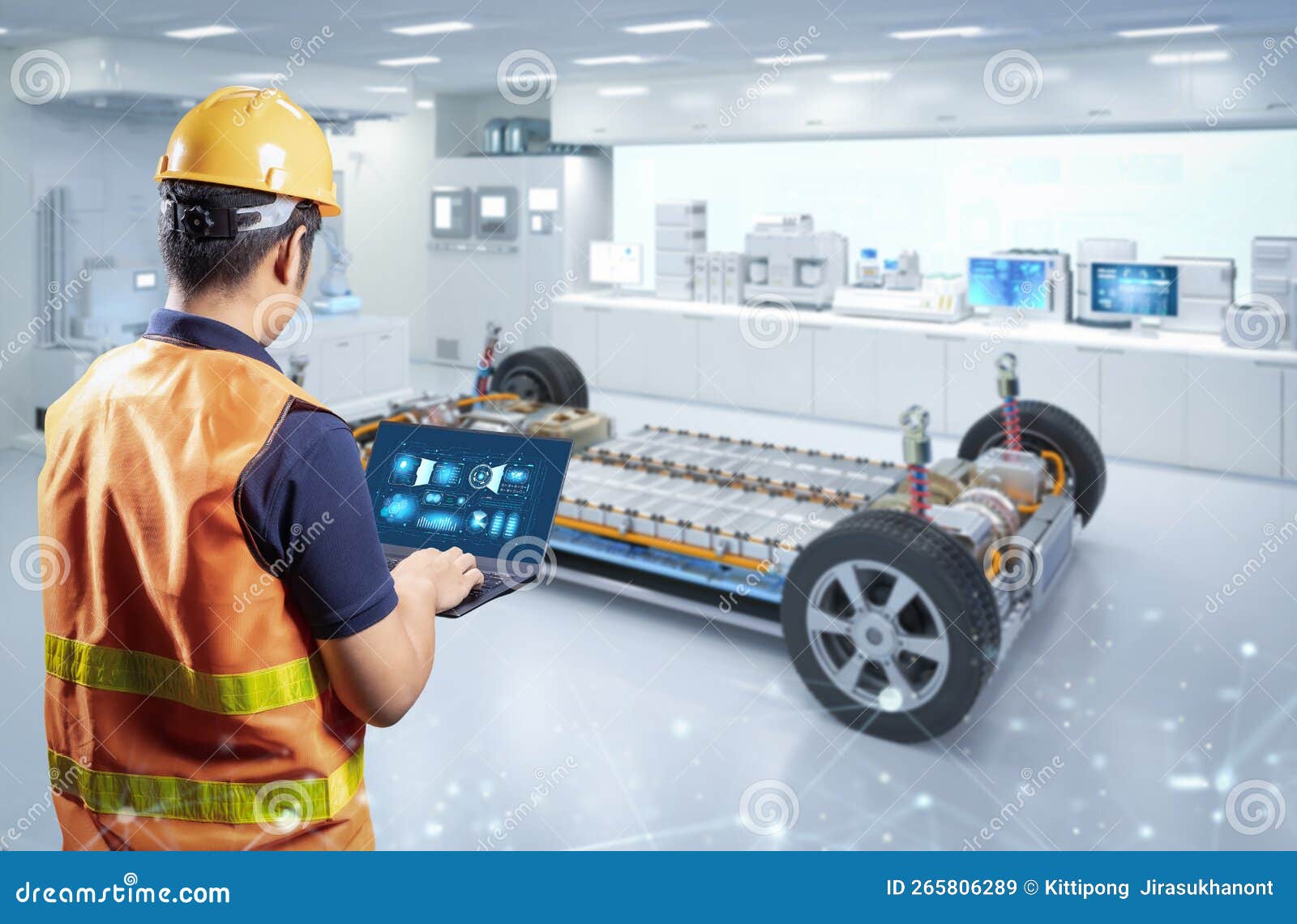 Asian Engineer with Ev Car Battery Cells Module in Laboratory Stock ...