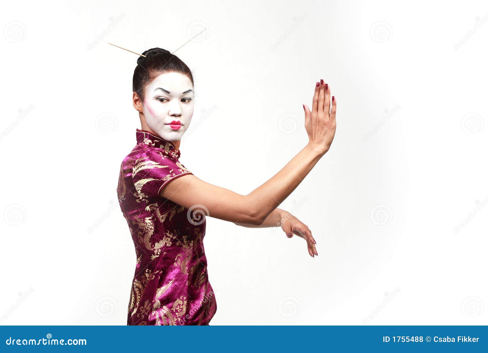 Asian geisha tai chi pose stock photo. Image of hairstyle - 1755488