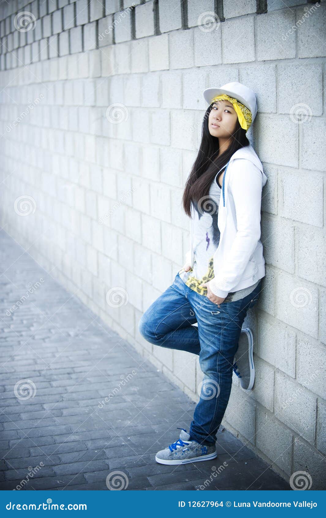 Chinese Girl Sad Jeans Stock Photos - Free & Royalty-Free Stock Photos ...