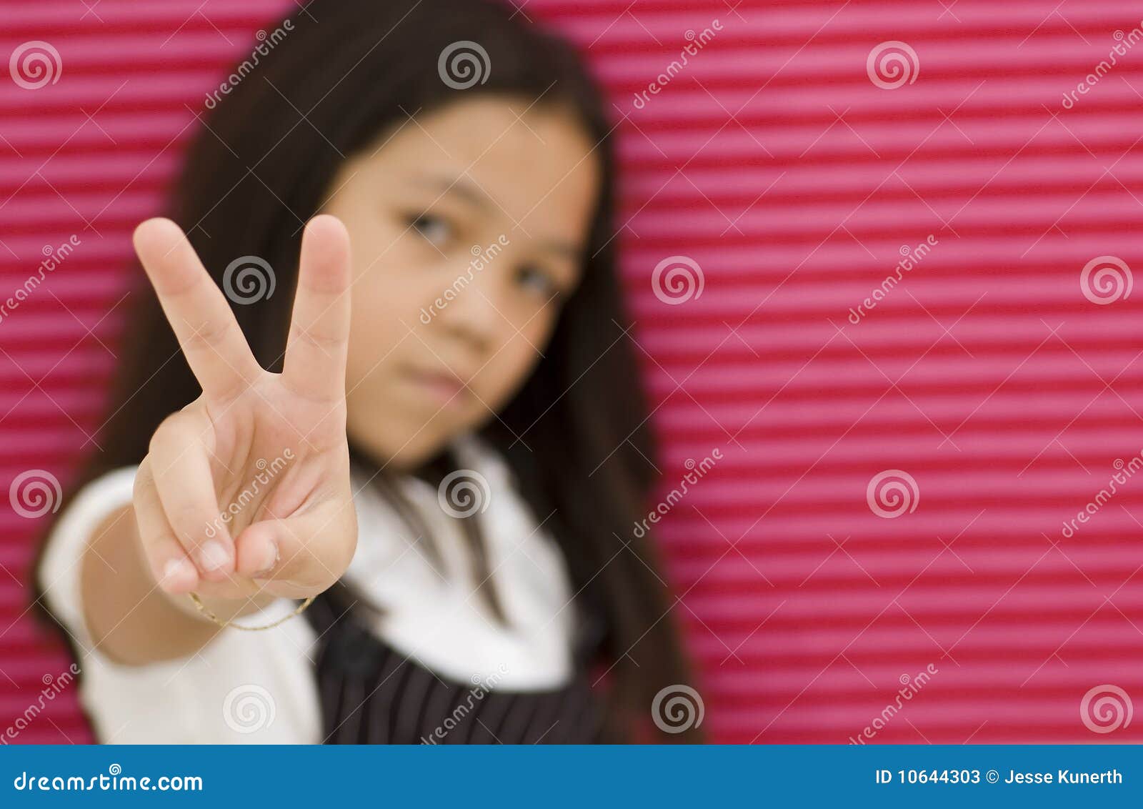 Asian Girl and Peace Sign stock image. Image of pattern - 10644303