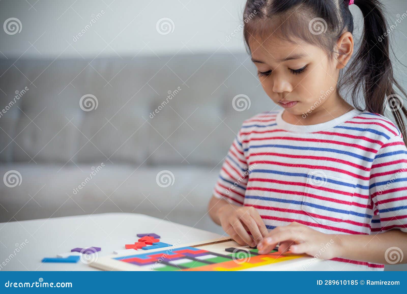 Asian Girls Play with Puzzles, Learn Math, Education Concept Stock ...