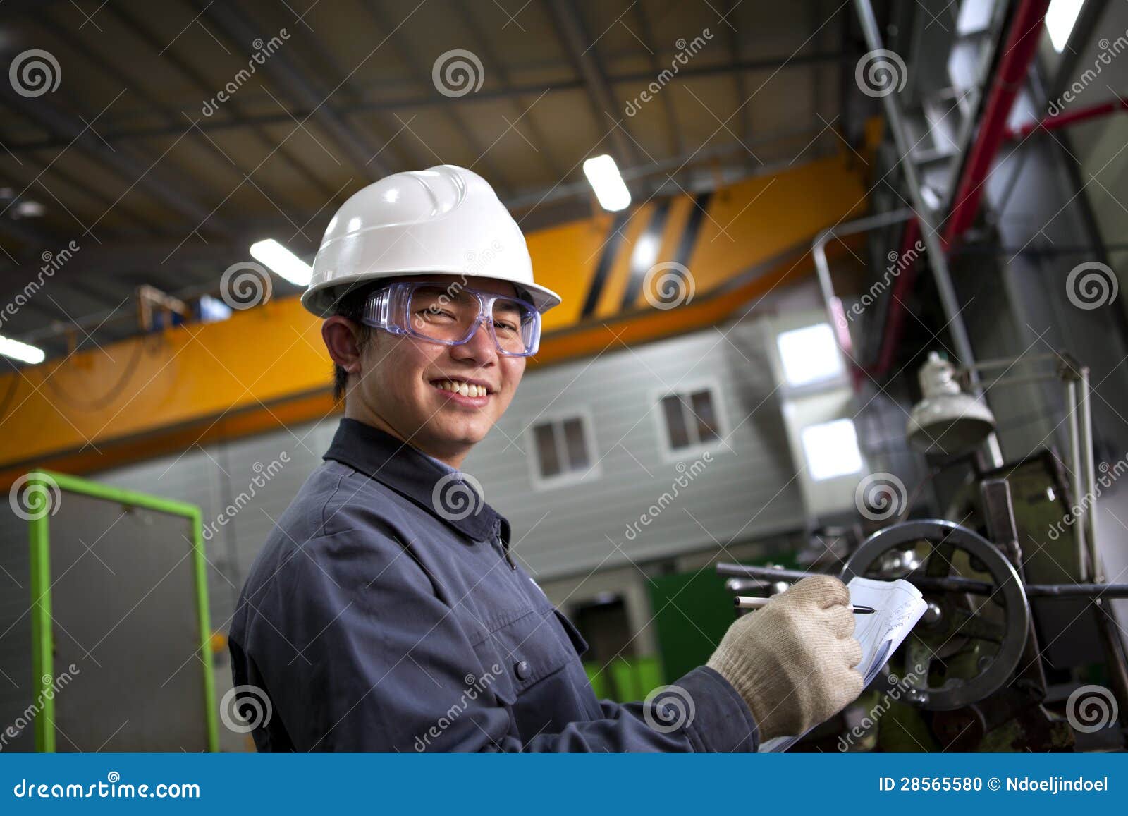 Asian Male Industrial Mechanic Stock Photo - Image of experienced ...