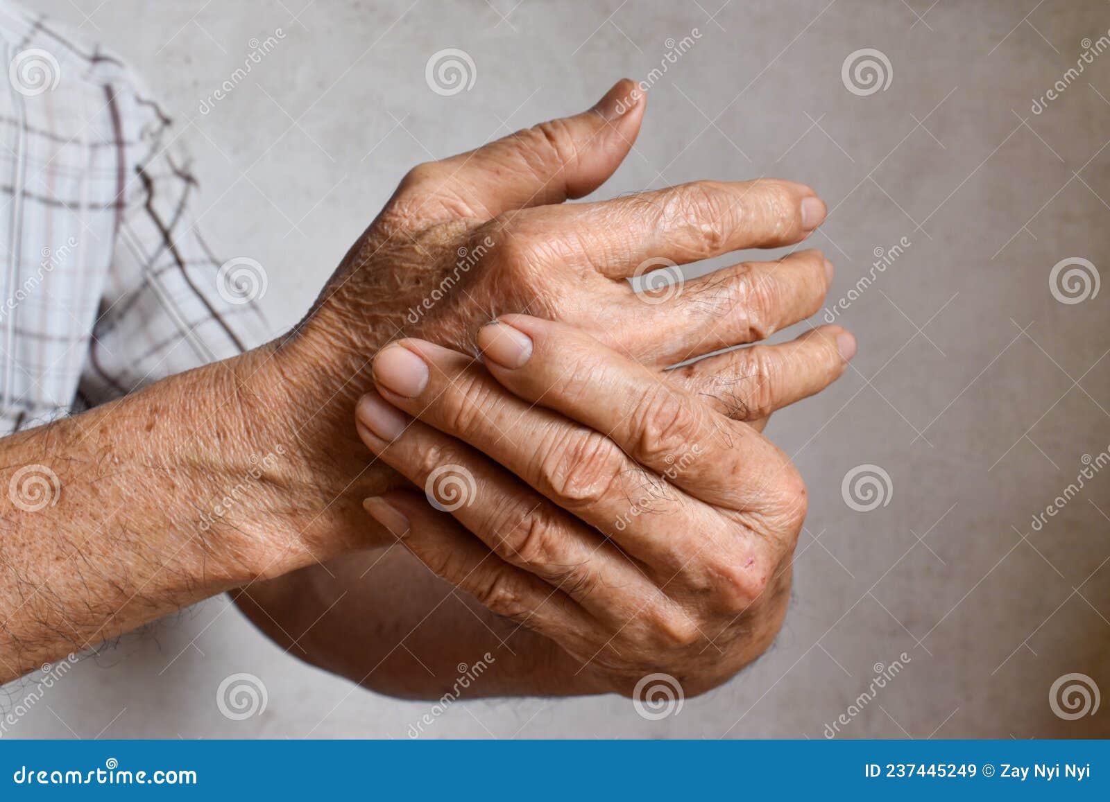 Asian Manâ€™s Fingers and Hand. Concept of Hand Pain, Arthritis and ...
