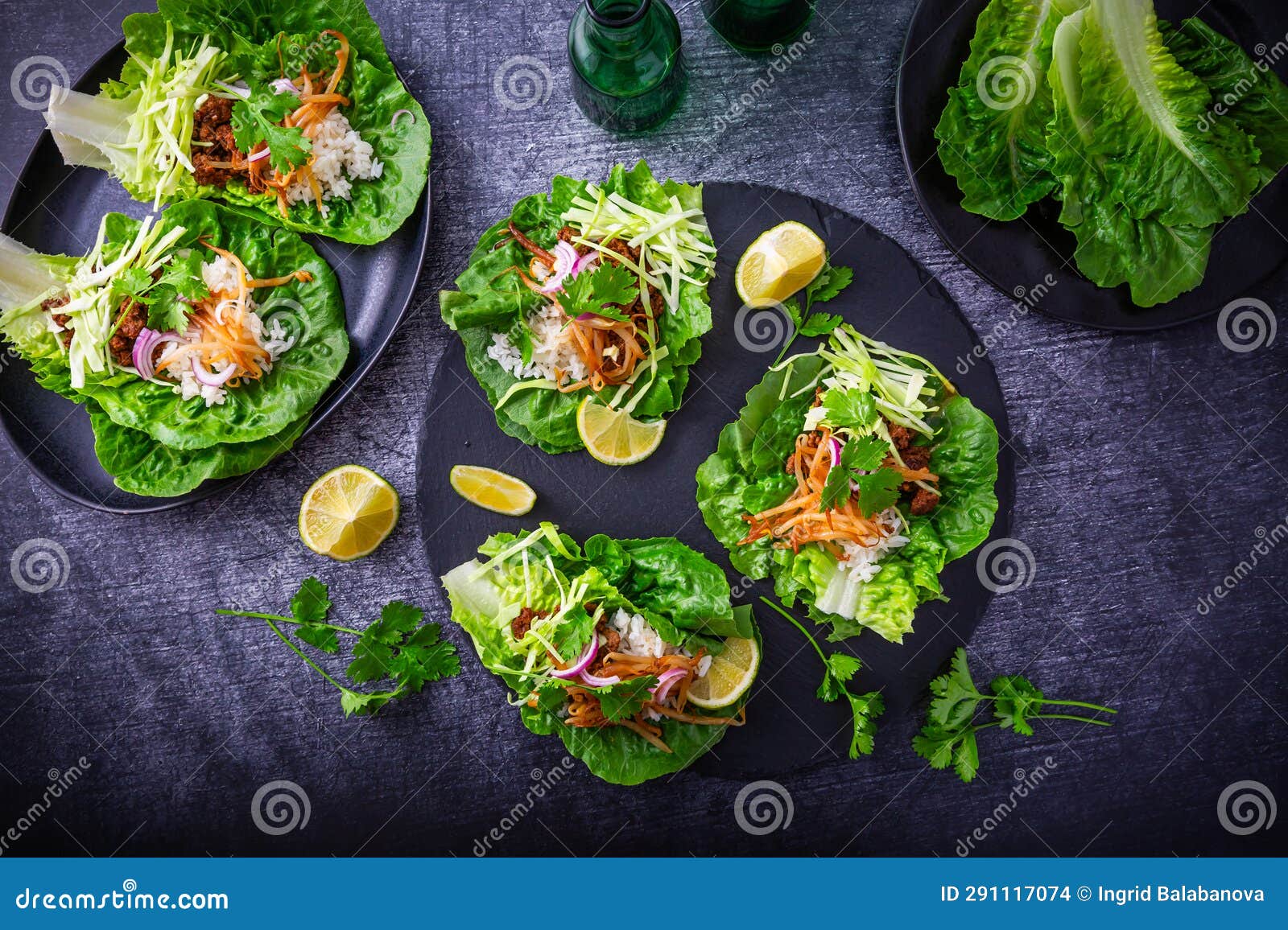 Asian Minced Meat Lettuce Wraps with Rice, Bean Sprouts and Cabbage ...