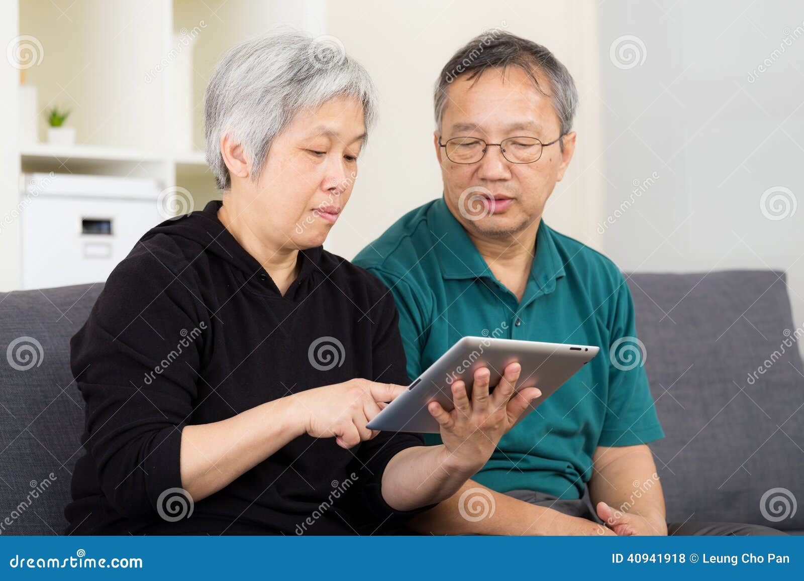 Asian Old Couple Using Tablet Stock Photo - Image of senior, asian ...