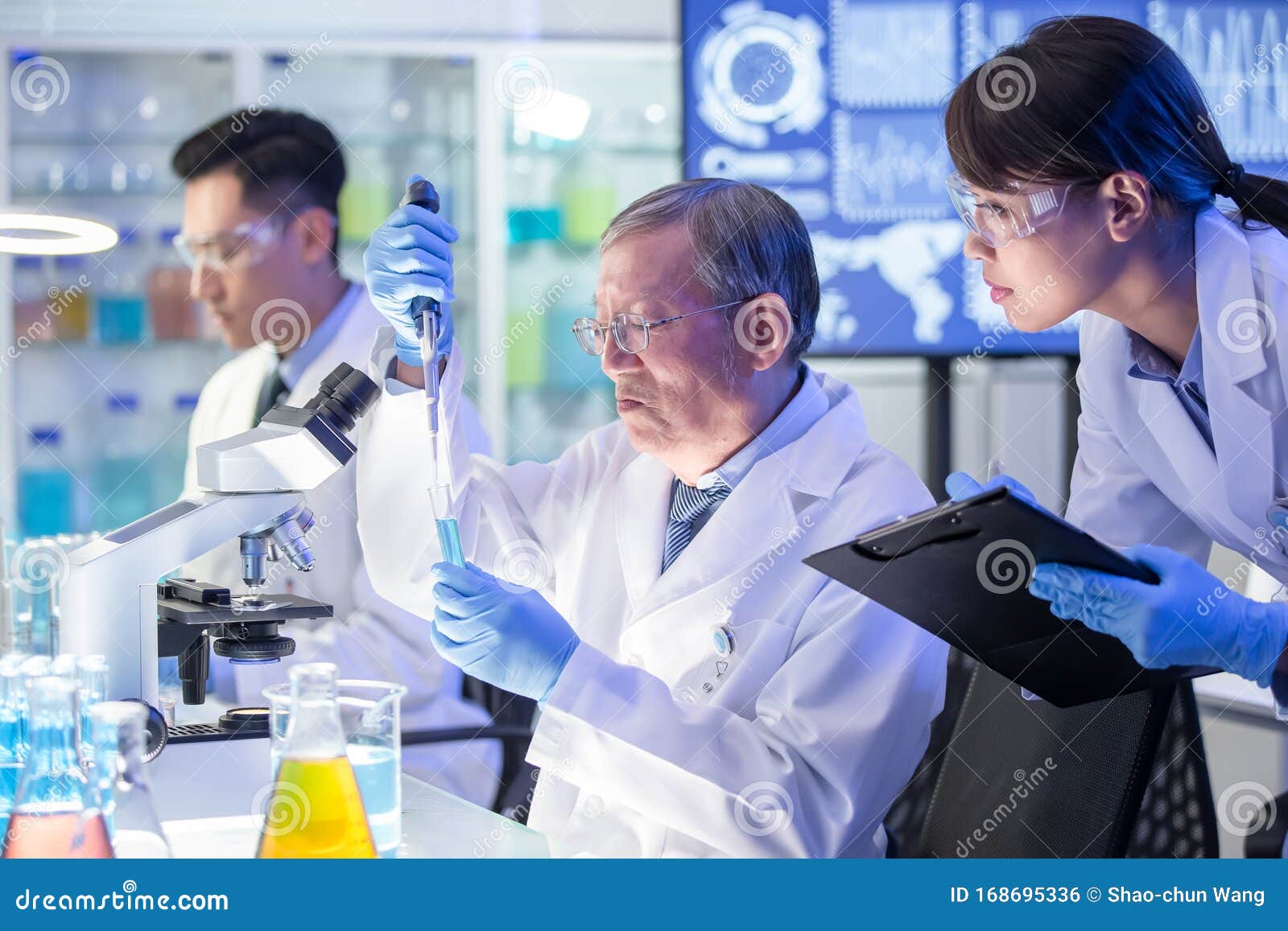 Asian Scientist Team Meeting Stock Photo - Image of industry, chemical ...