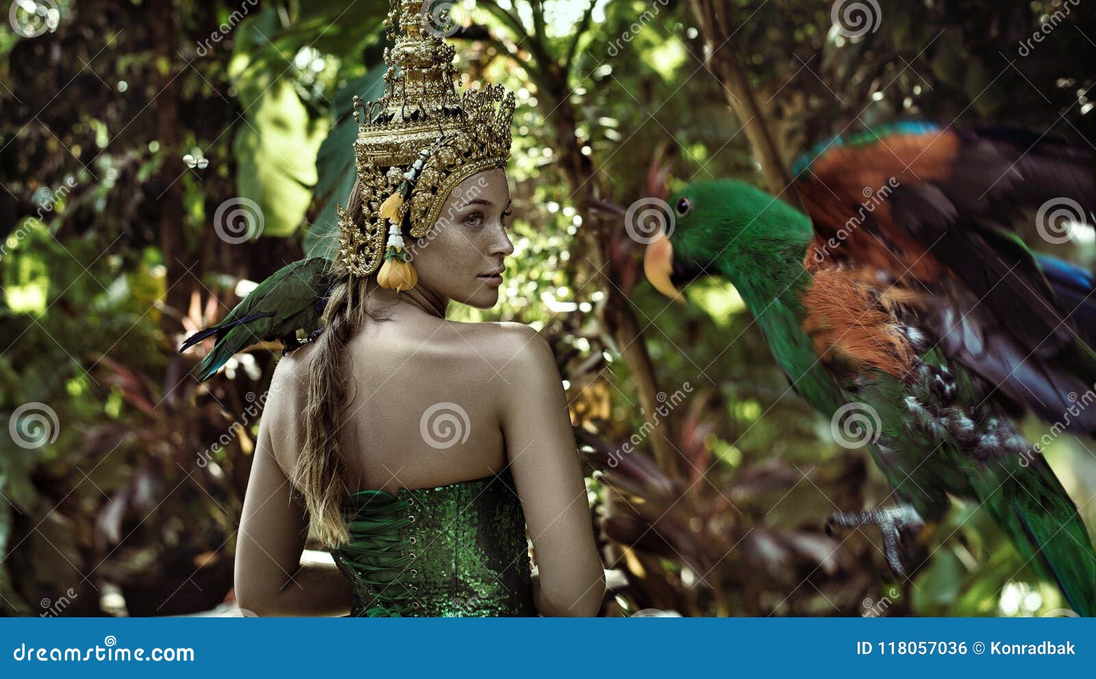 Asian Queen Holding a Parrot Stock Photo - Image of crown, girl: 118057036