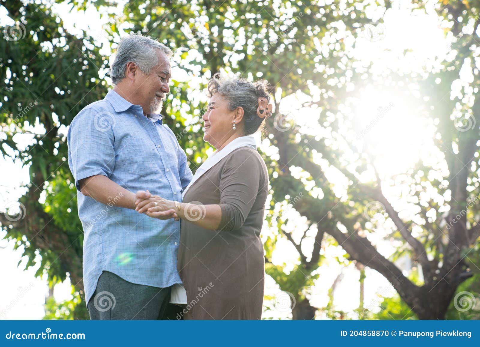 Asia Senior Couple Happy Retirement Life Asian Couples Dance Together
