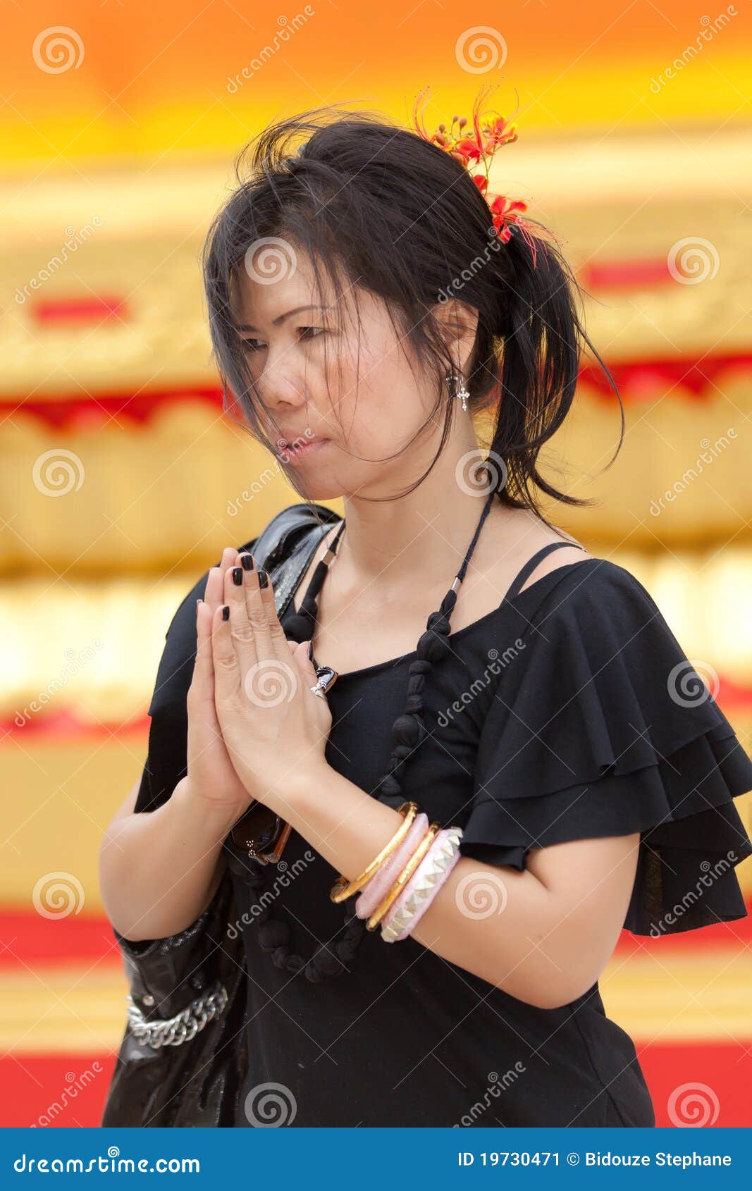 Asian woman praying stock image. Image of woman, meditating - 19730471