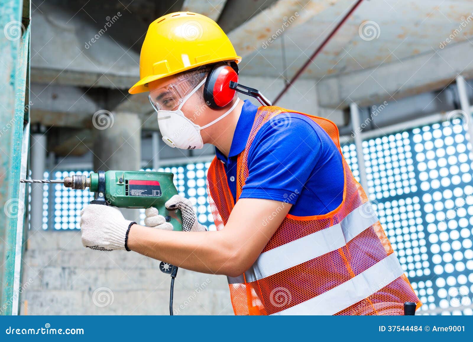 Worker Is Drilling To Steel Structure Material With Magnetic Drill ...