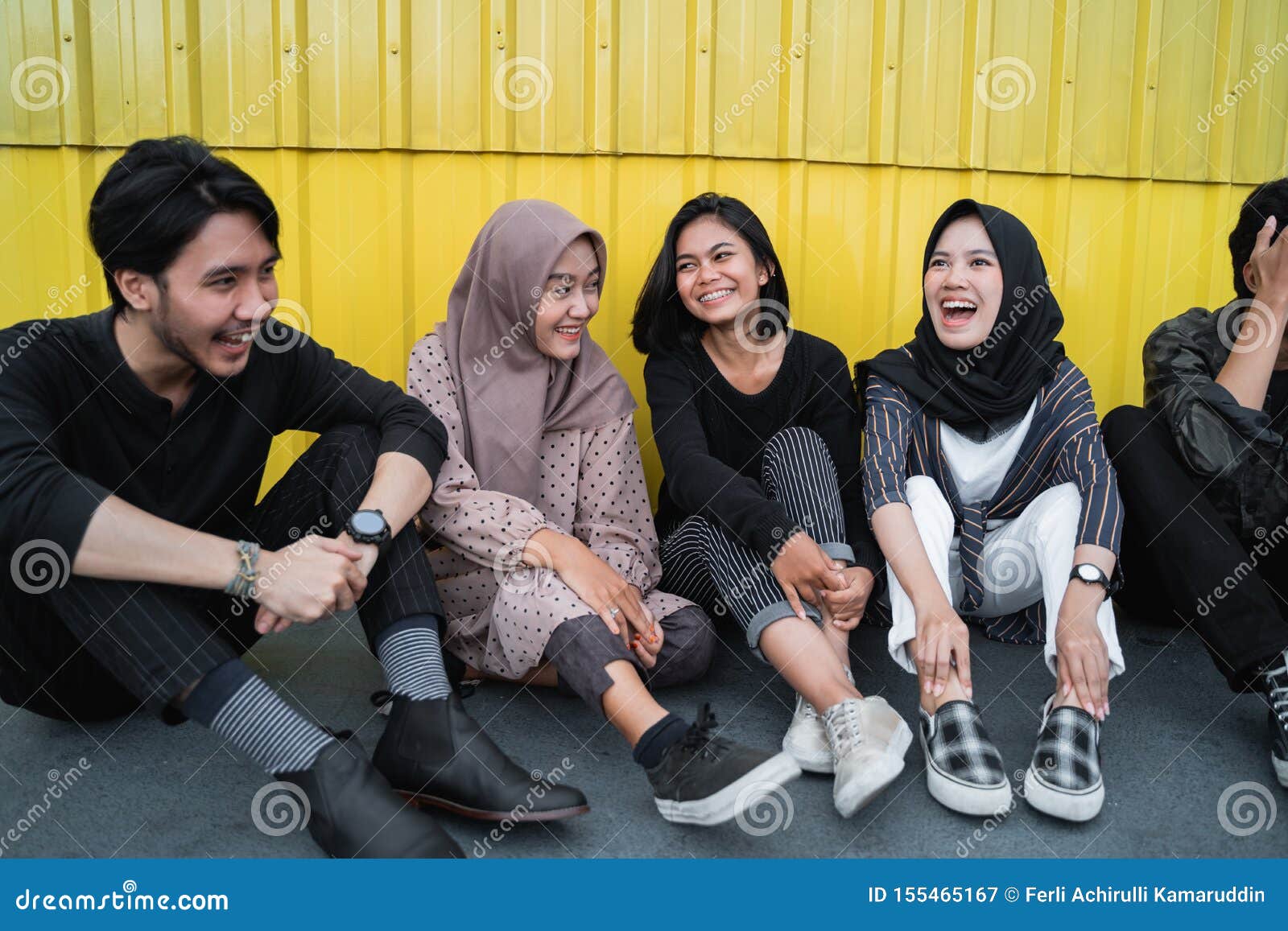 Asian Young People Chatting with Friends Stock Image - Image of ...
