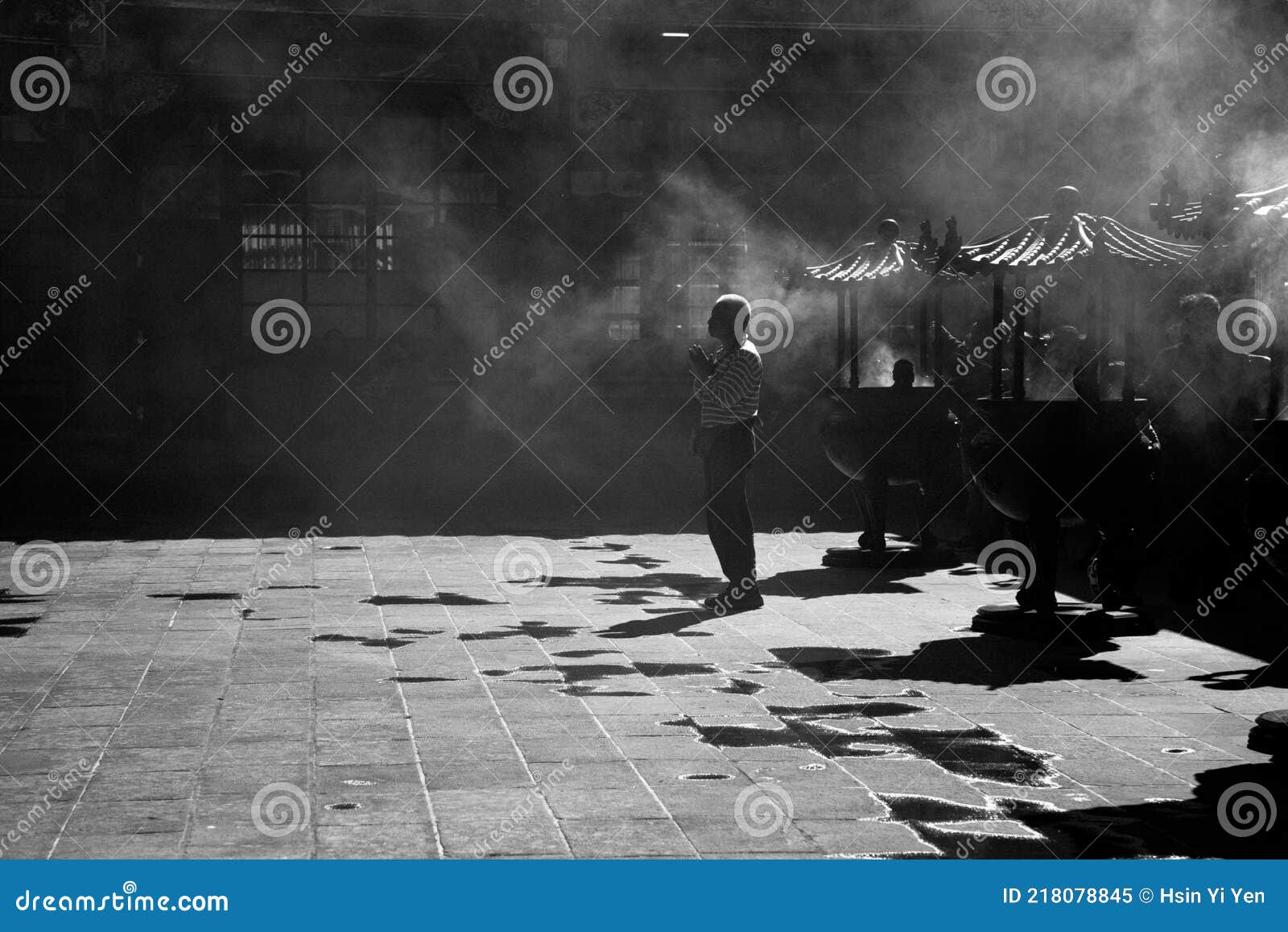 Chinese Divination Blocks Stock Photos - Free & Royalty-Free Stock ...