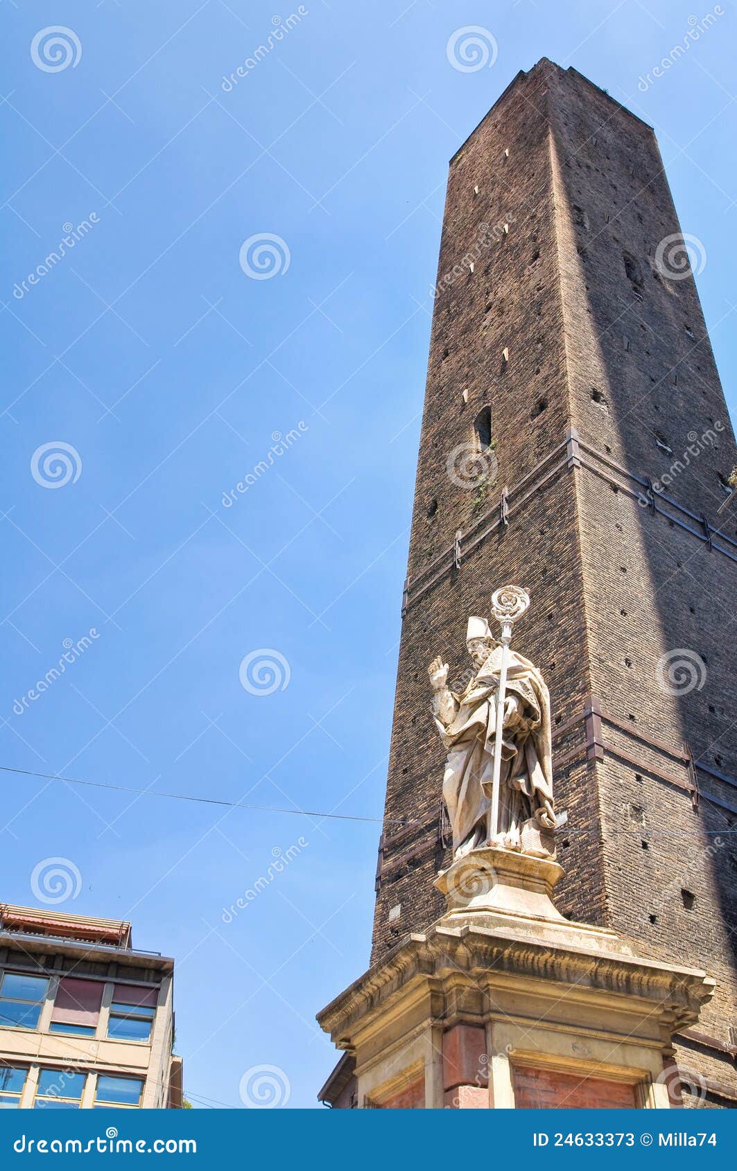 Asinelli Tower. Bologna. Emilia-Romagna. Italy Stock Image - Image of ...