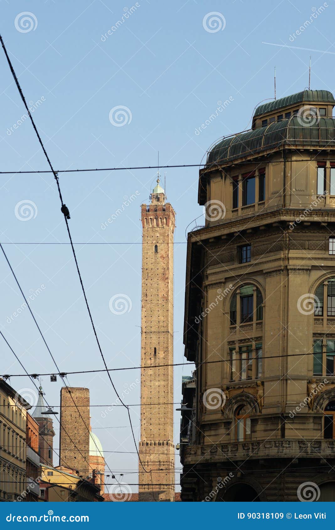 Asinelli Tower View from Below, Bologna Stock Image - Image of scene ...