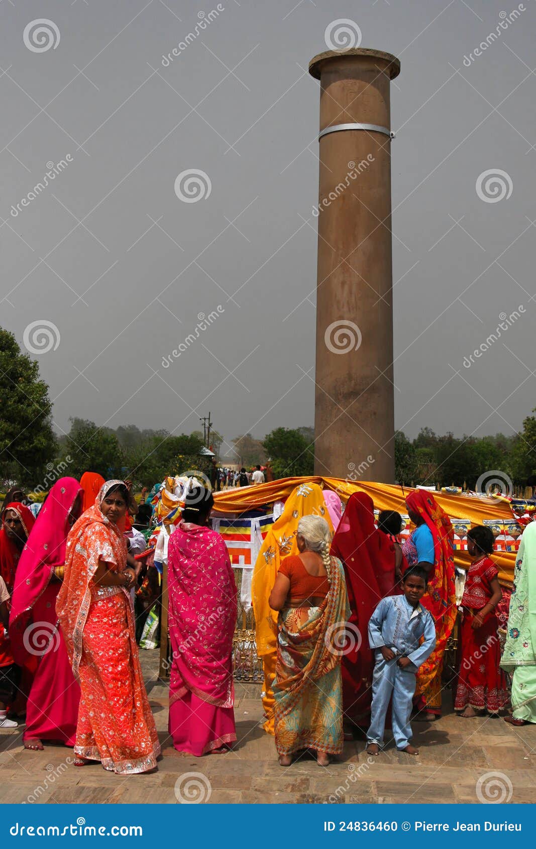 Asokan Pillar At Kutagarasala Vihara, Vaishali, Bihar, India Royalty ...