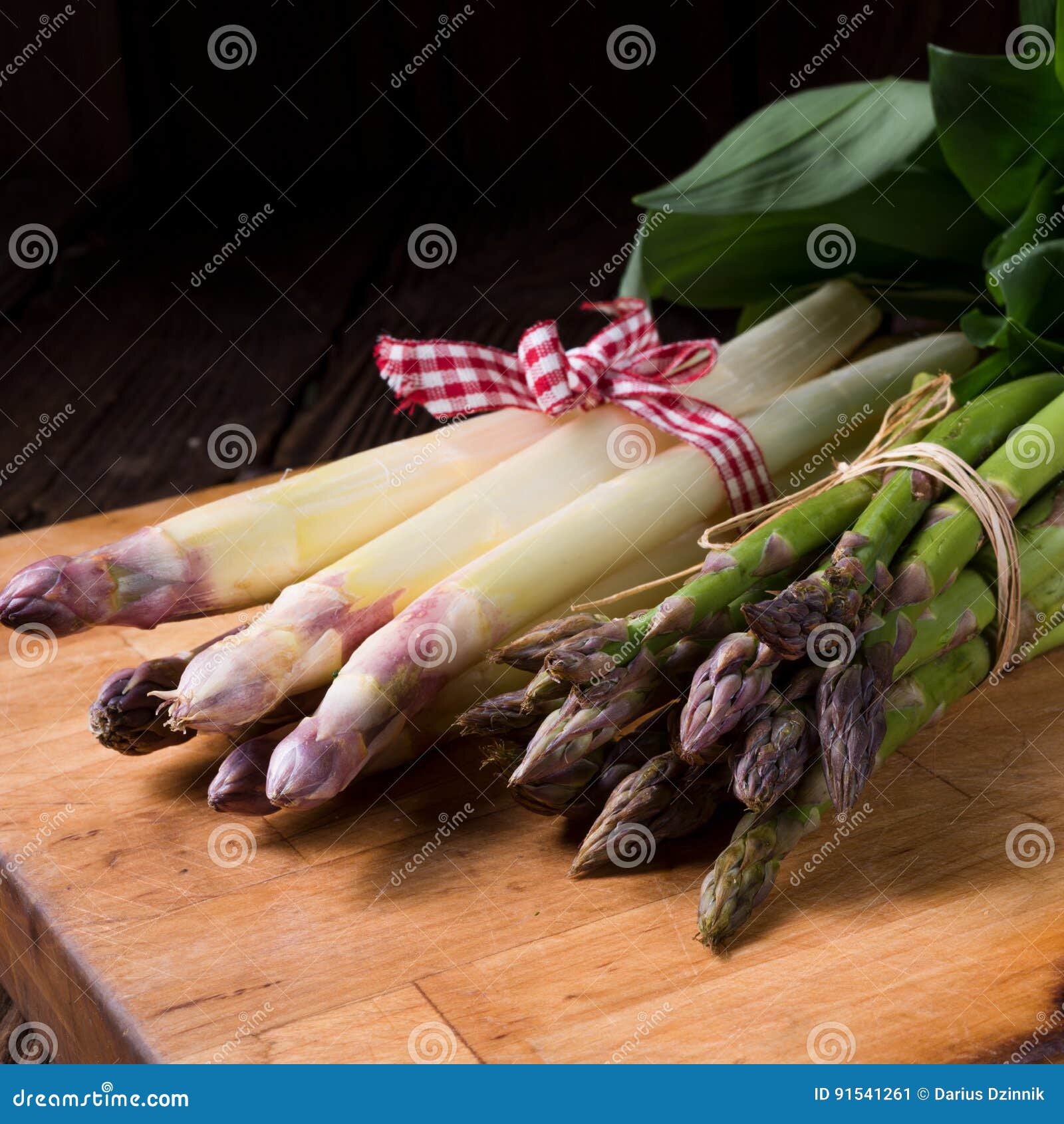 Asparagus bundle stock image. Image of reif, gesund, platte - 91541261