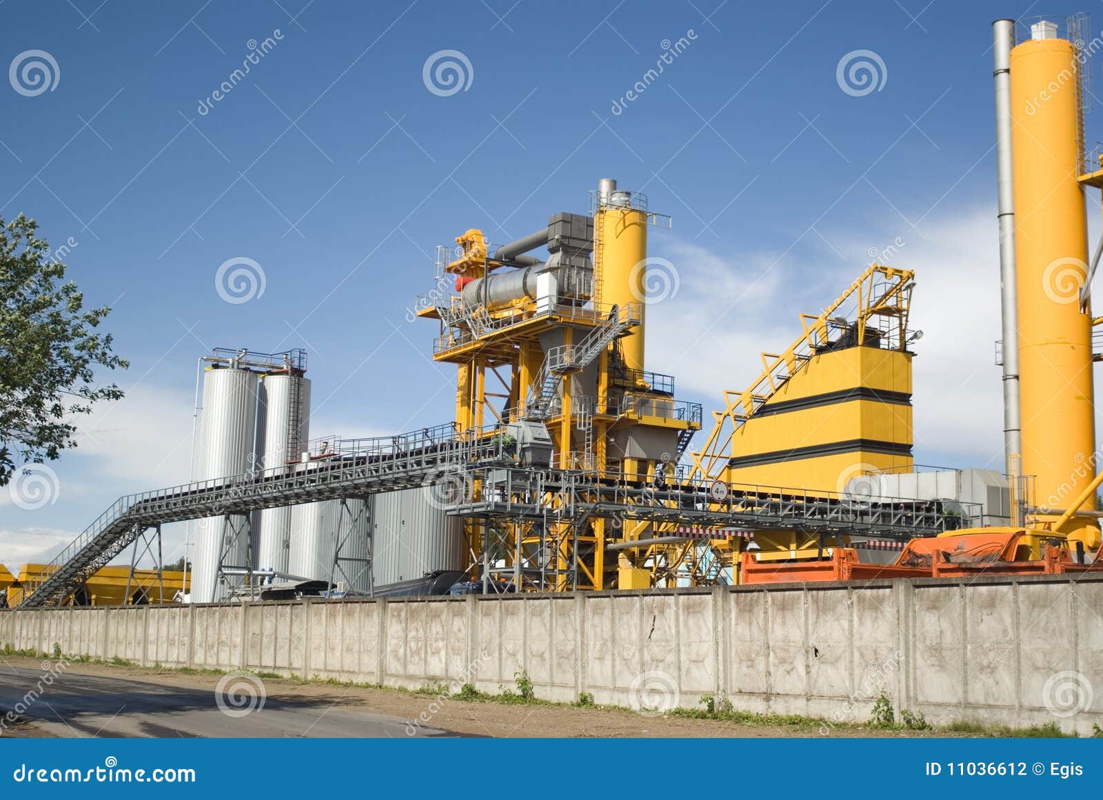 Asphalt factory stock photo. Image of mixing, line, manufacturing ...