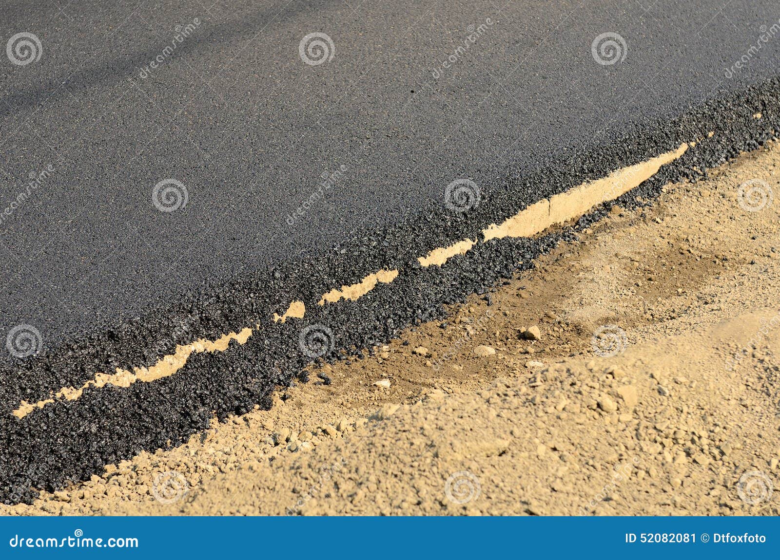 Asphalt Layers stock afbeelding. Image of straat, broodje - 52082081